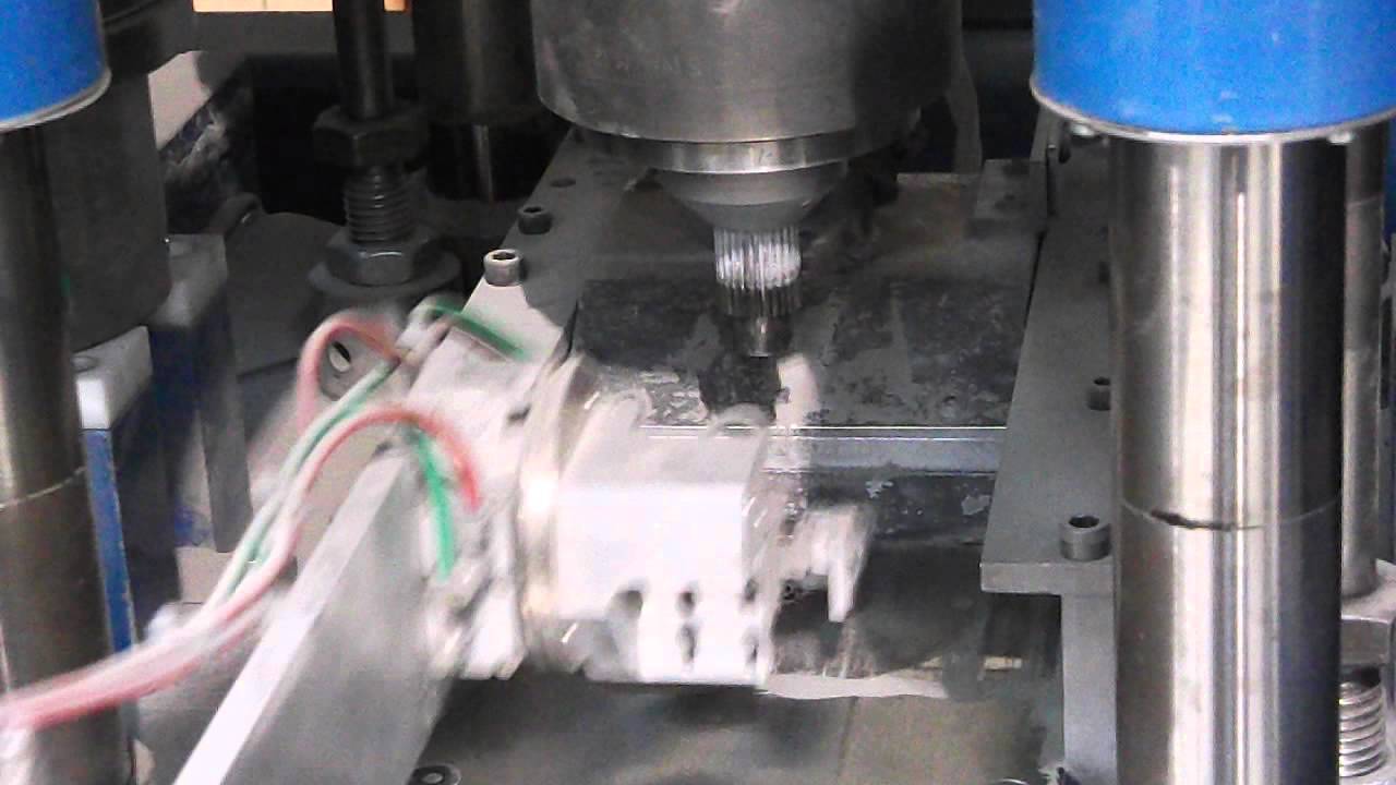 Stainless Steel Powdered Metal - YouTube