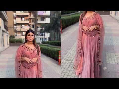 Girl in Purple Satin-Silk Dance with Punjabi Song