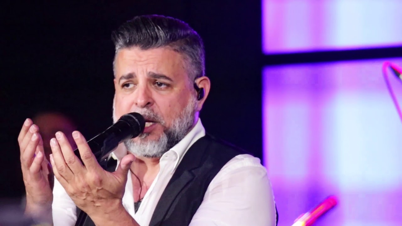 Luis Enrique: Noche íntima y nostálgica - YouTube