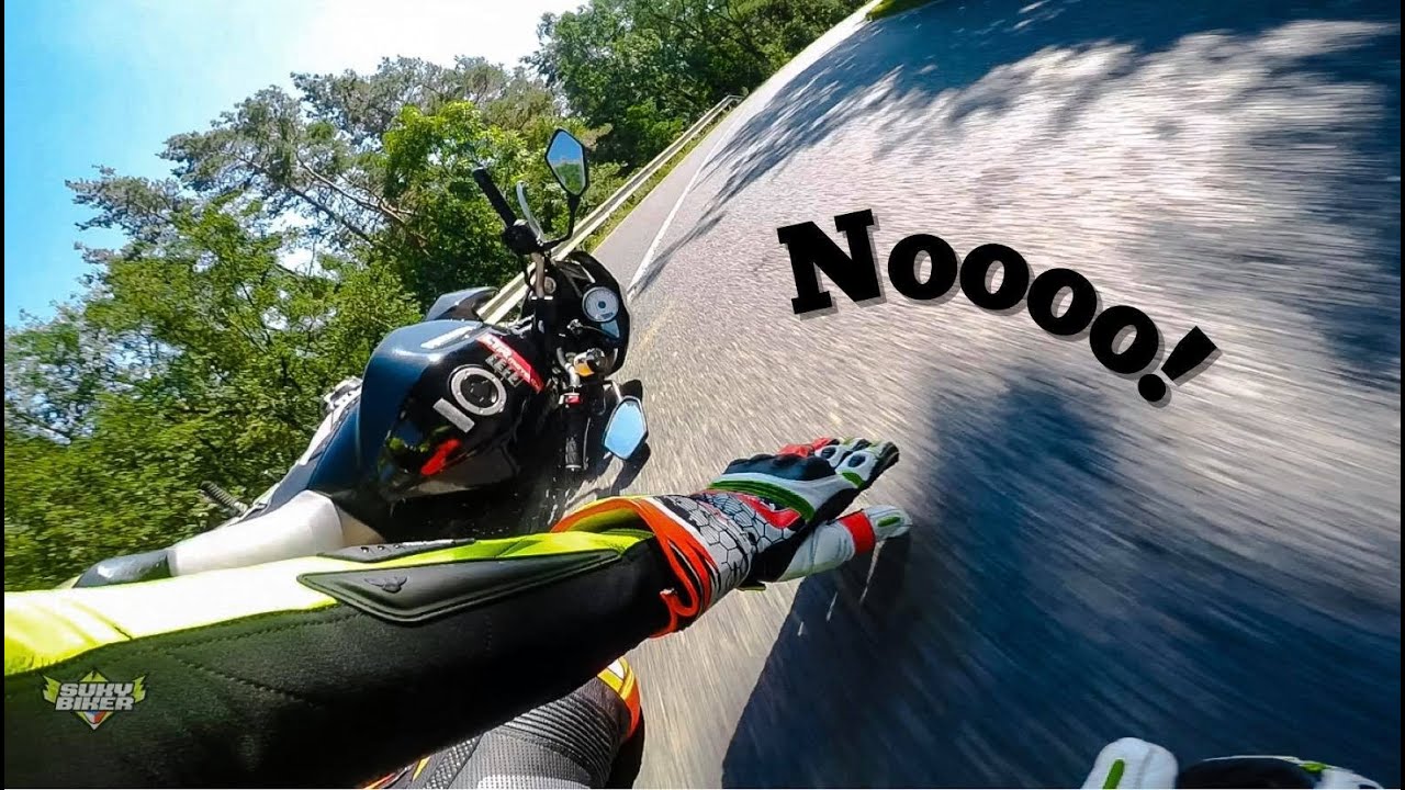 Kawasaki Z1000 CRASH - YouTube