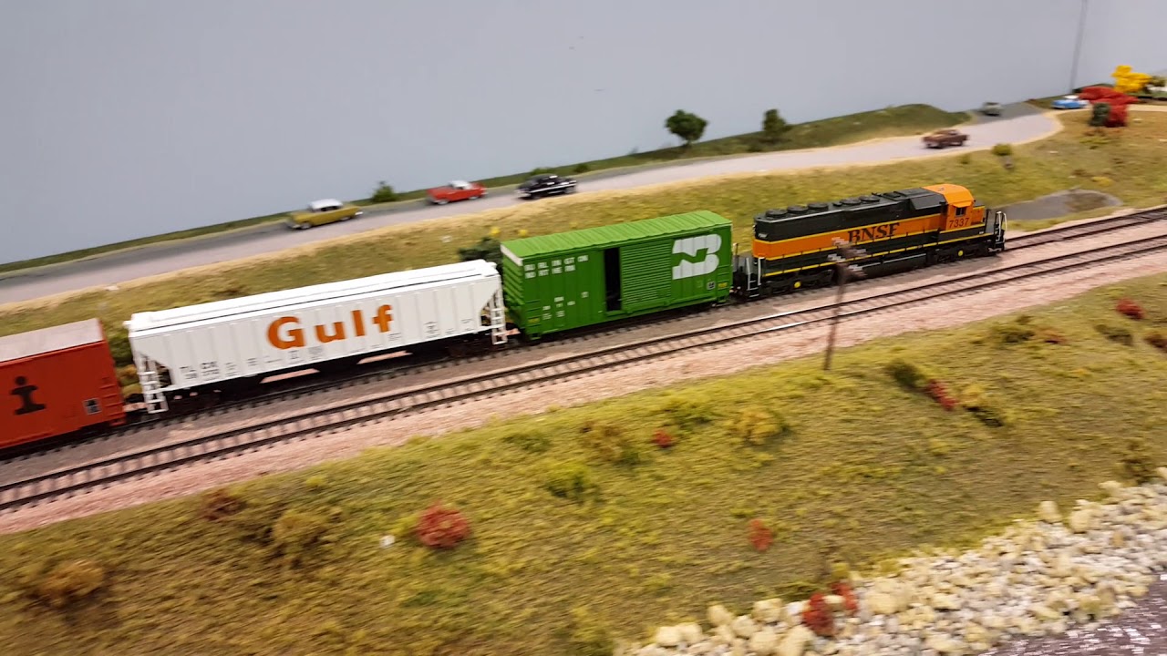 2017 Monroe Model Railroad Show - YouTube