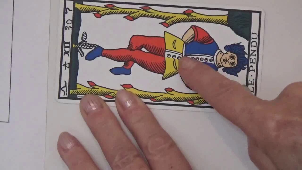 CARTE 12 LE PENDU Le Tarot de Marseille à la lumière du Tarot des 5 ...
