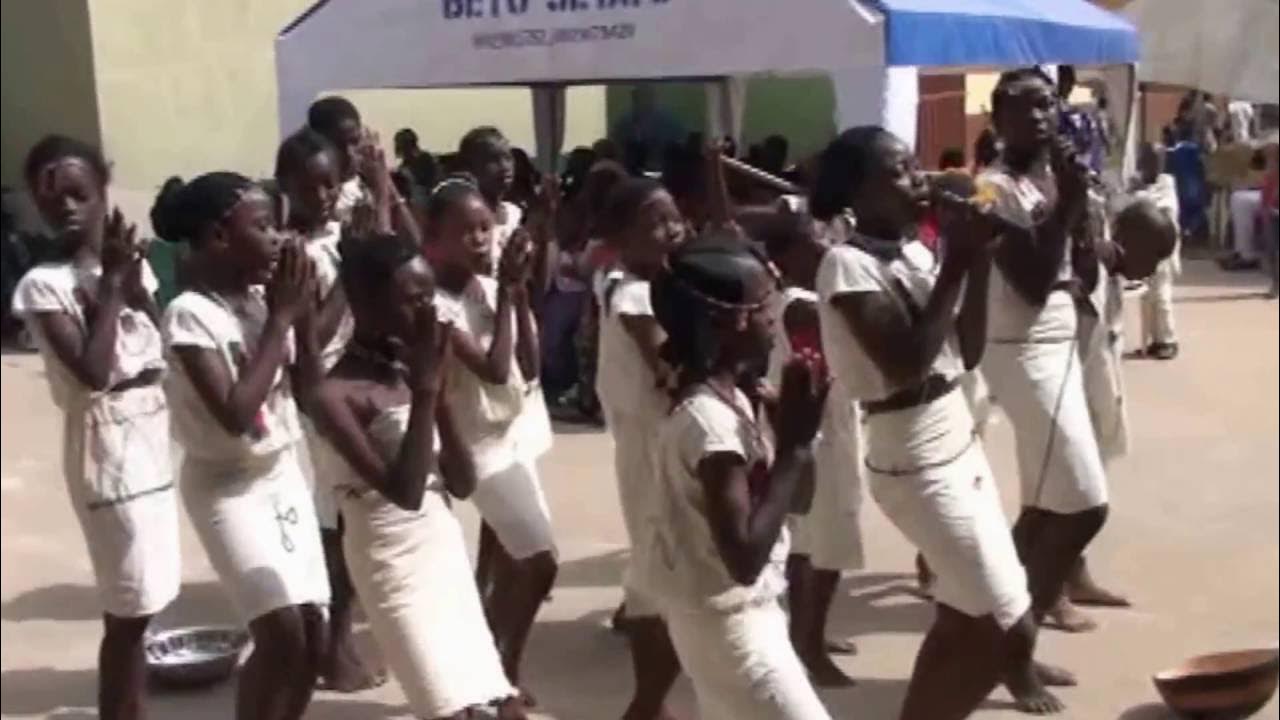 FULANI CULTURAL DANCE - YouTube