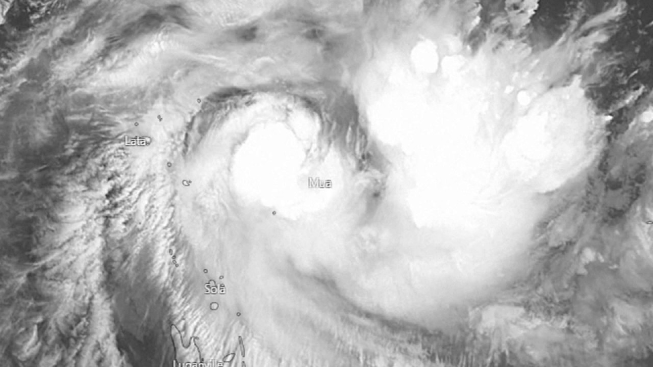 tropical cyclone Rita is strengthening rapidly (#1) - YouTube