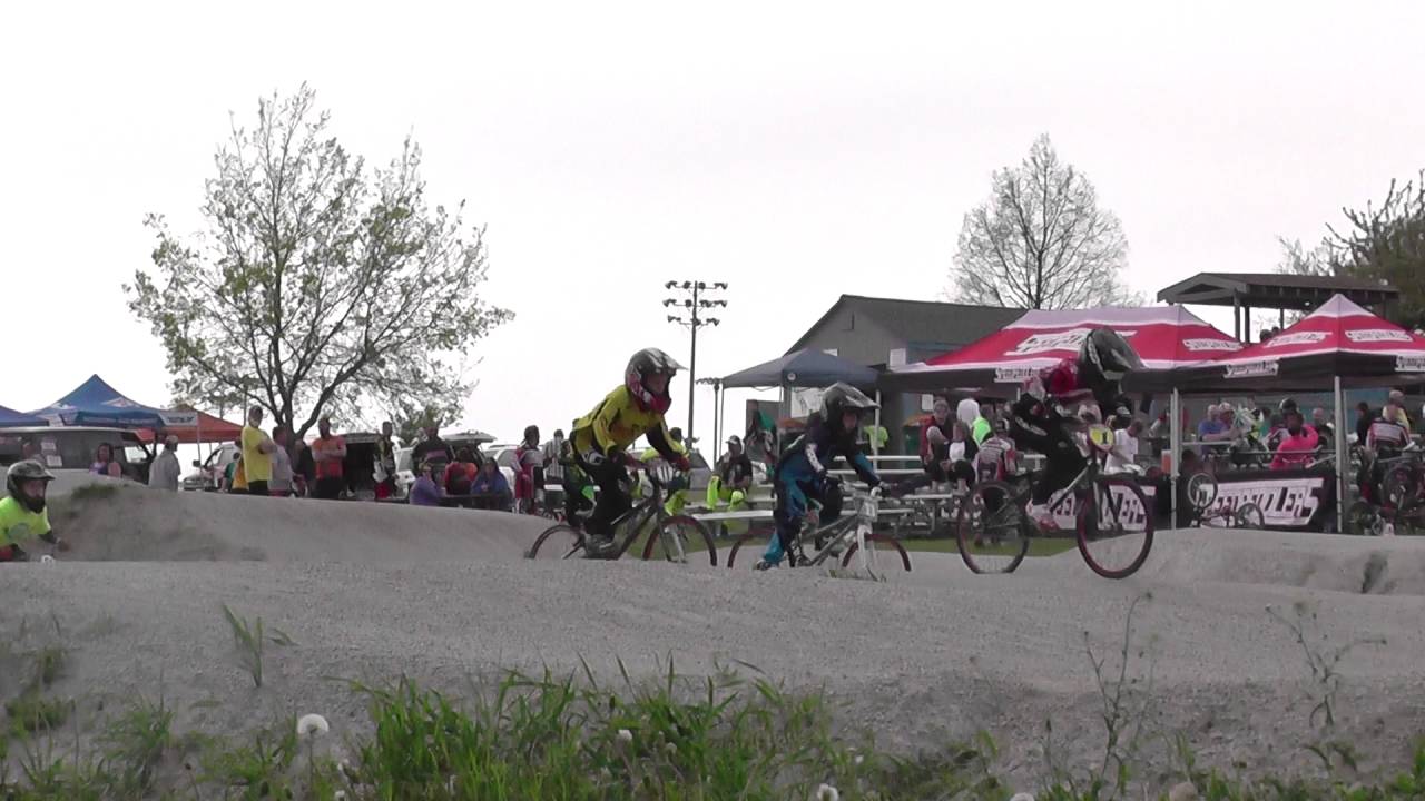 The Hill BMX, Elgin, IL State Qualifier 7 Expert 5/7/2016 - YouTube