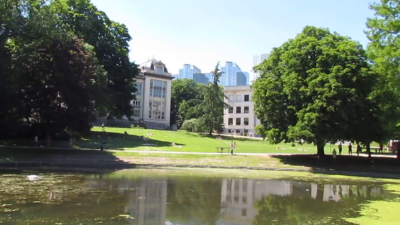 Le parc Léopold à Bruxelles - YouTube