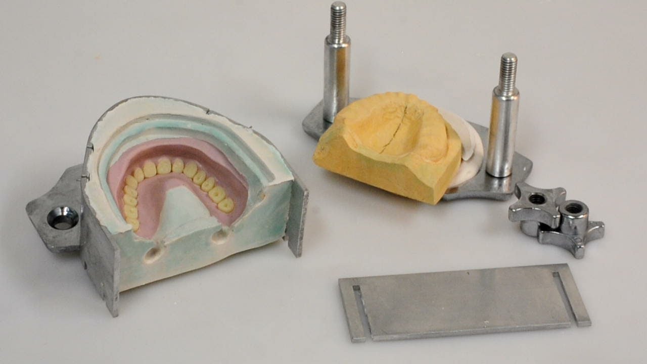 JIGFLASK Dental Acrylic Denture Processing Flask - YouTube