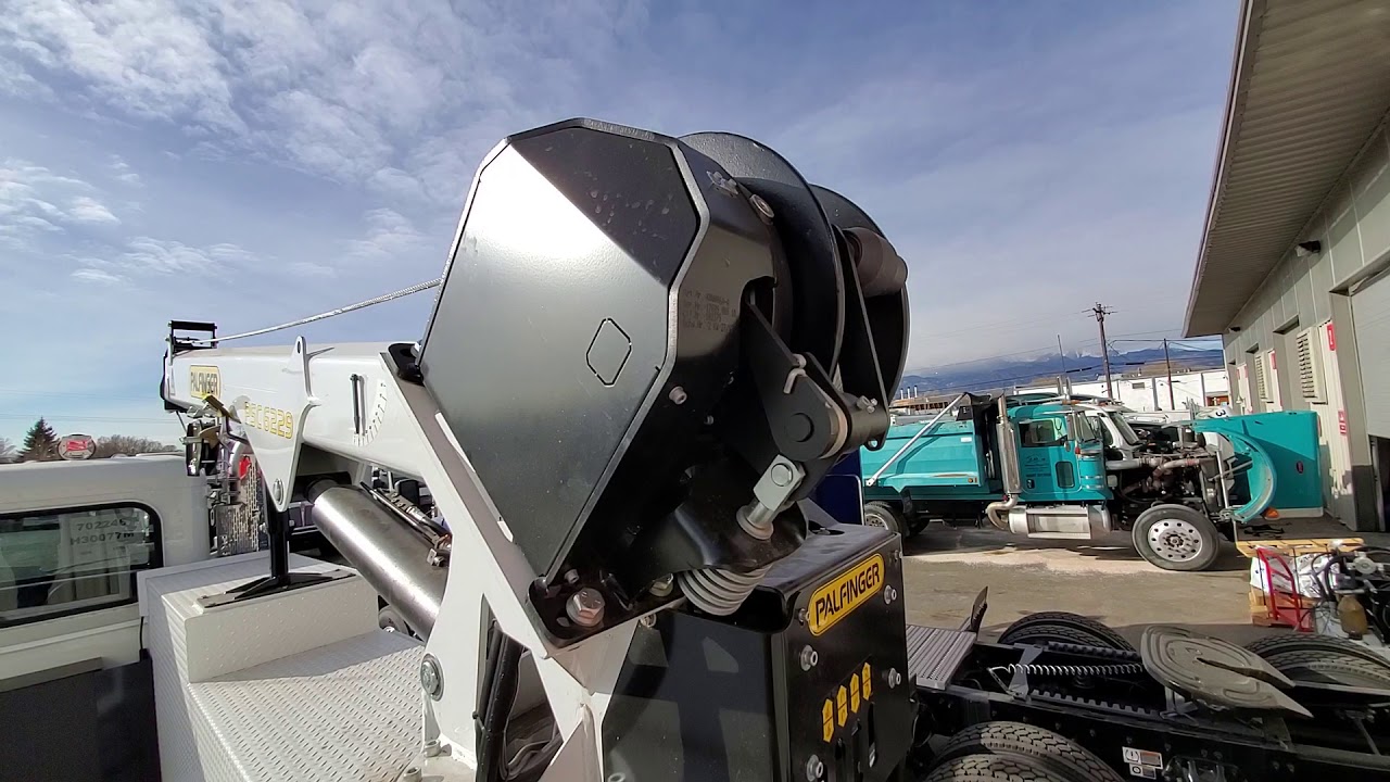 11' Palfinger Pal Pro-72 10k crane body- Call 970-518-5520 - YouTube