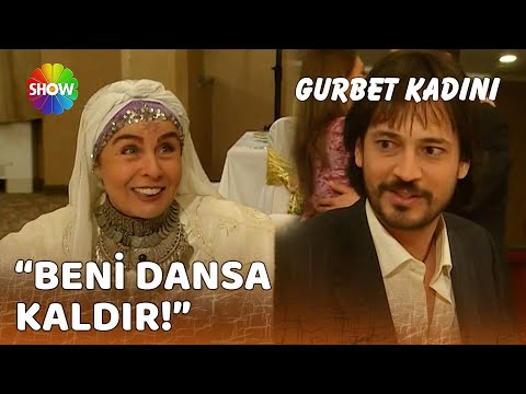 Zeyno ana Hakkı'yı dans etmesi için zorluyor! | Gurbet Kadını 64. Bölüm