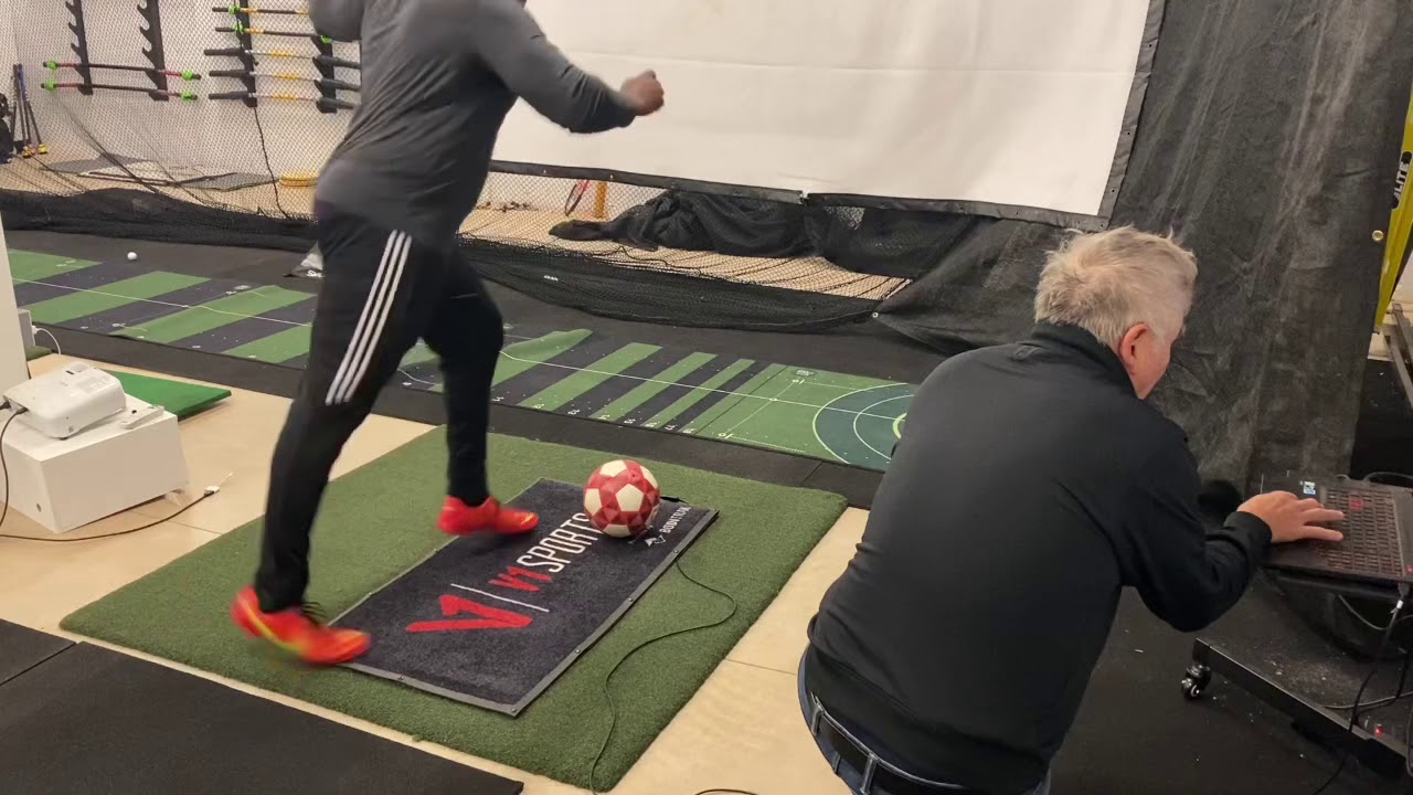 Soccer Pressure Mapping - YouTube