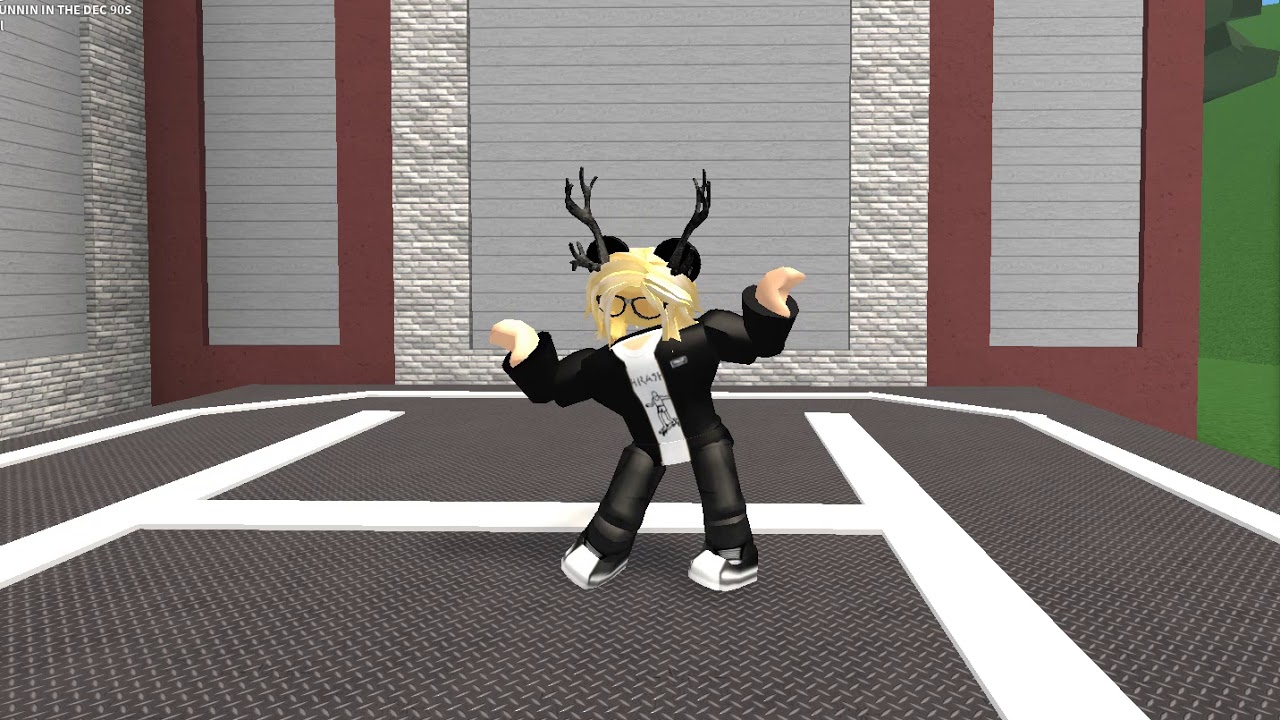 S.L.U.T (ROBLOX MUSIC VIDEO) - YouTube