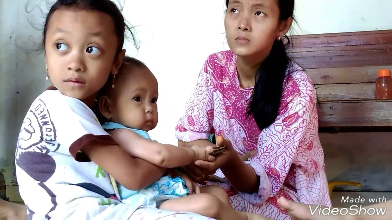 Main Bersama Adik Bayi - YouTube