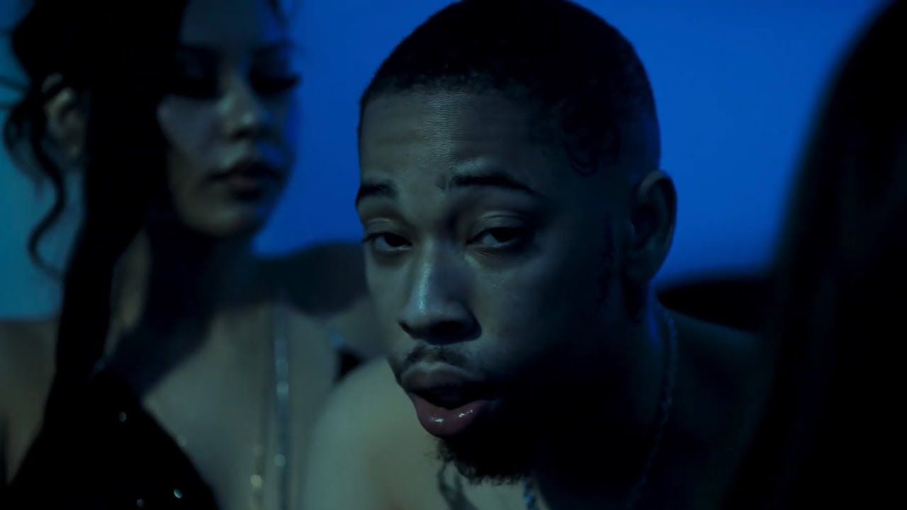 Blue Pesos - She So (Freestyle) Ft. Duffy - YouTube