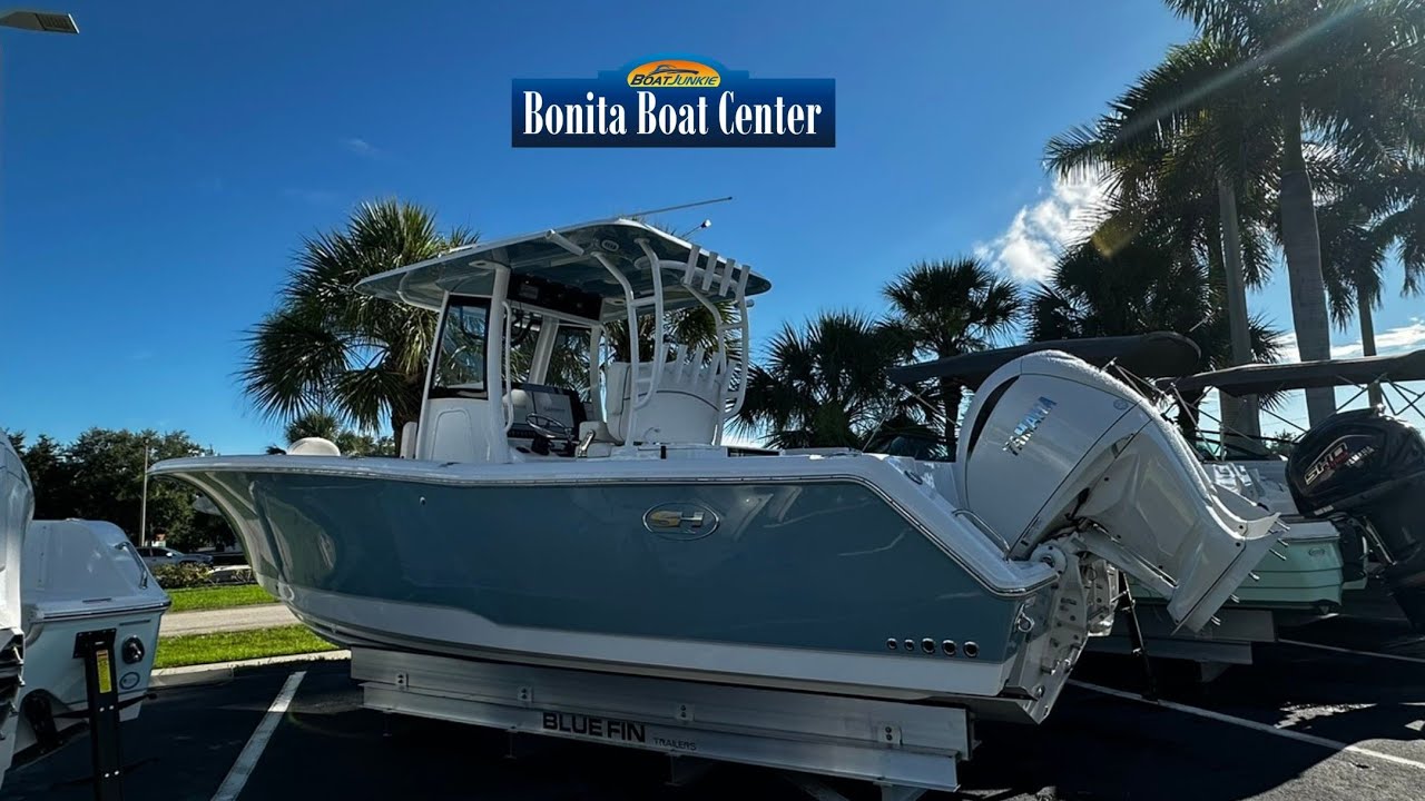 Sea Hunt GAMEFISH 28 Forward Seating 2025 WALKTHROUGH - YouTube