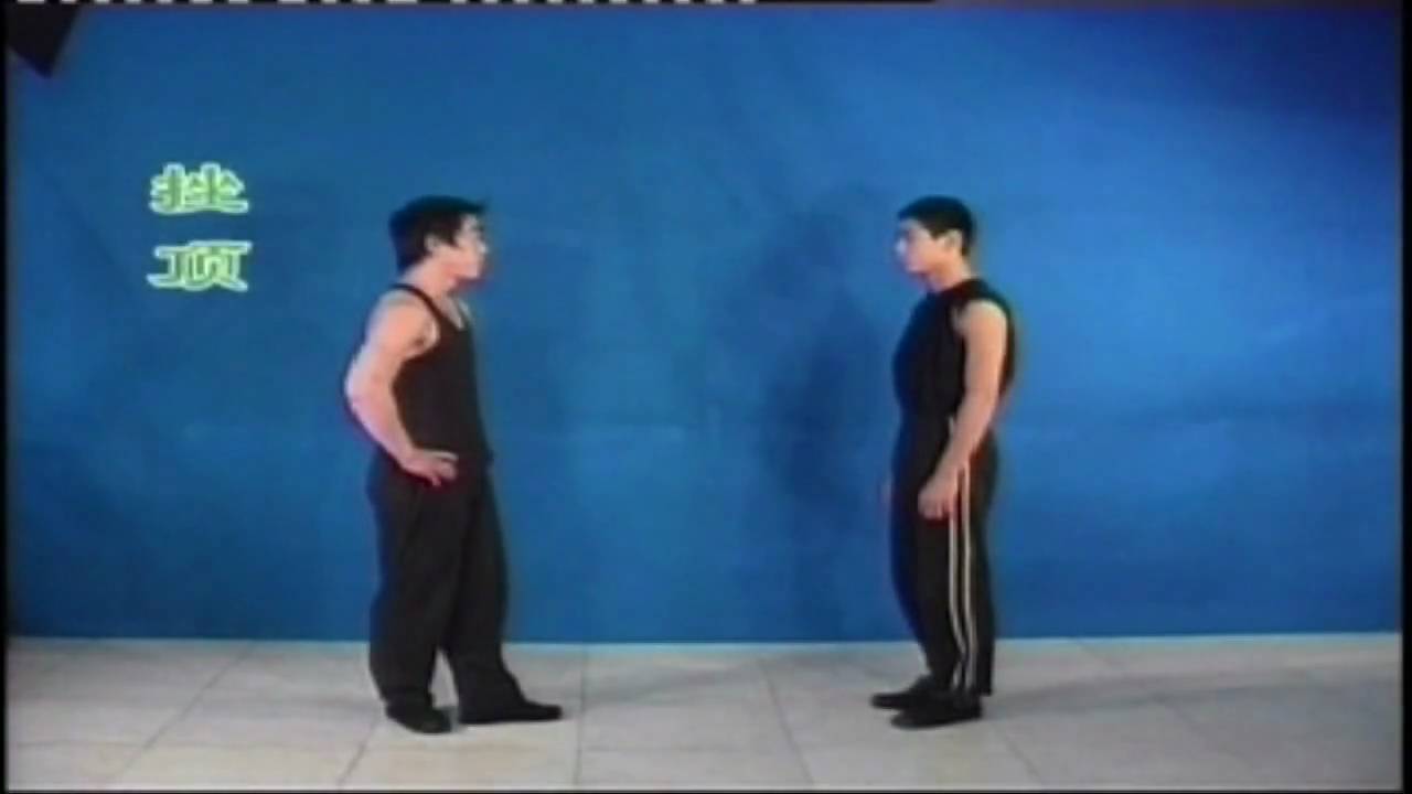 Body Language in Chinese Local Opera: Acrobatic Exercises 1 - YouTube