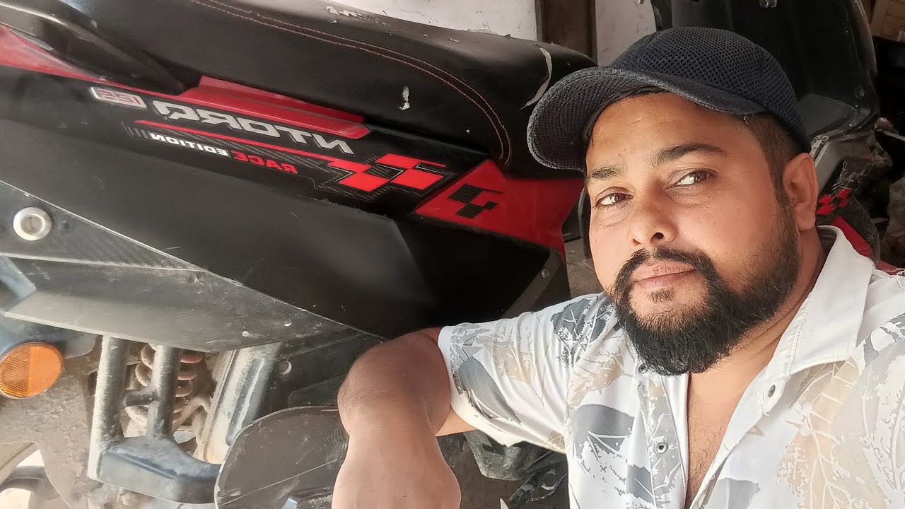 Nirmal Bike Repair‼️ is live video TVS ntorq service oil changing live ...