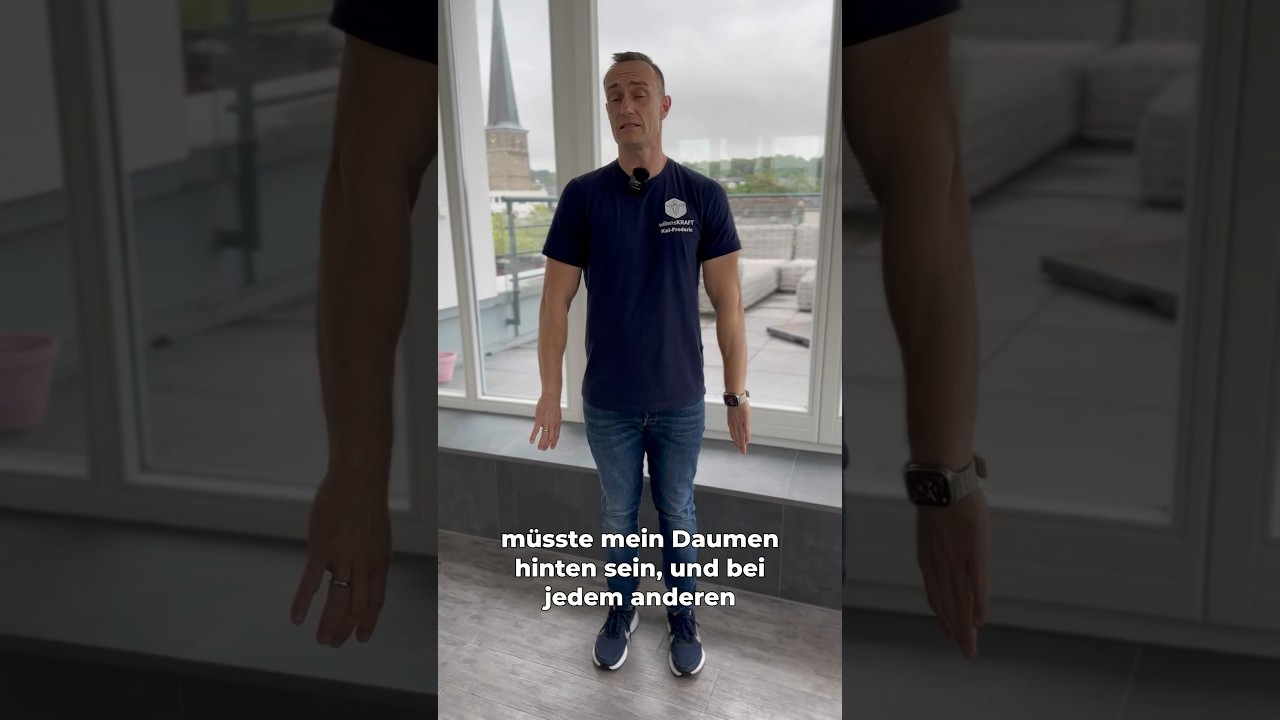 Daumenfehlstellung durch muskuläre Dysbalance?😳#rotatoren - YouTube