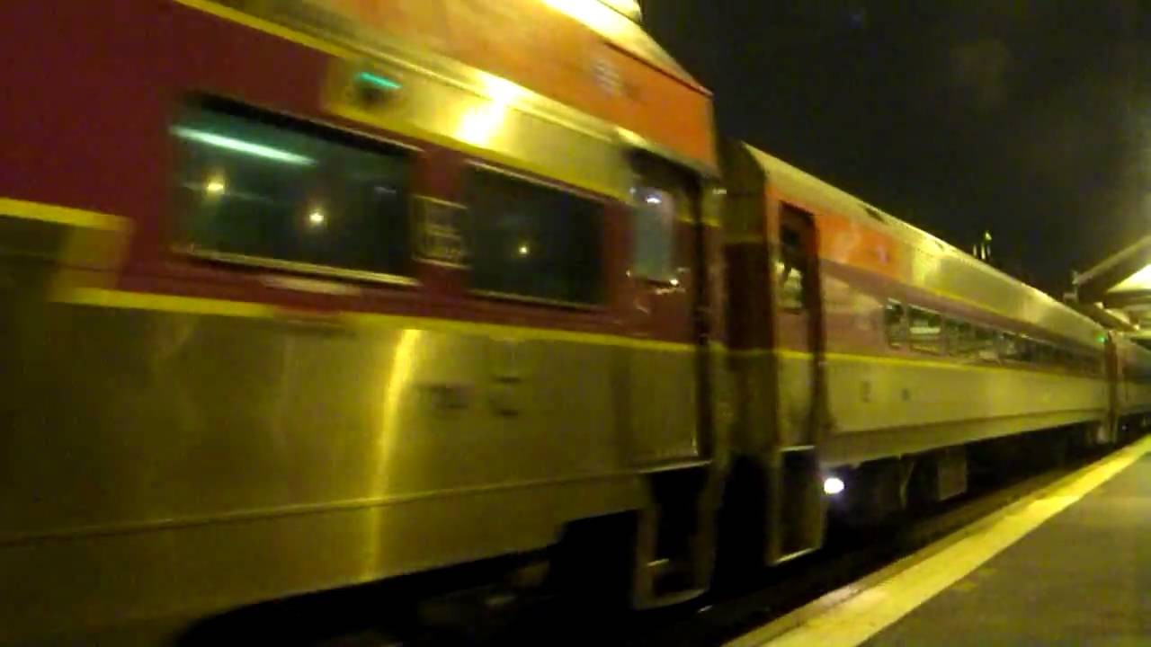 MBTA 1065 In Worcester, MA For 08-13-09 Video 2 Of 2 - YouTube