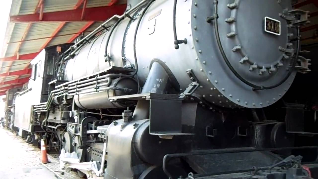 Train Yard at the Museum of Transportation in St Louis - Streamliners ...