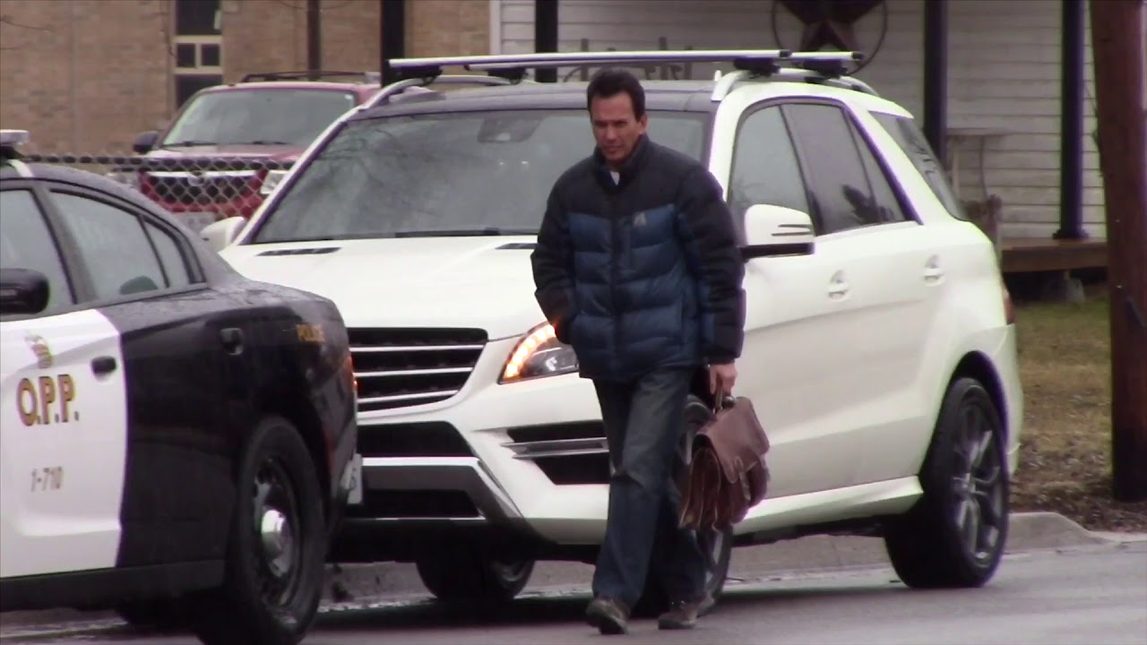 Kawartha Lakes OPP Detectives investigating in Omemee - YouTube