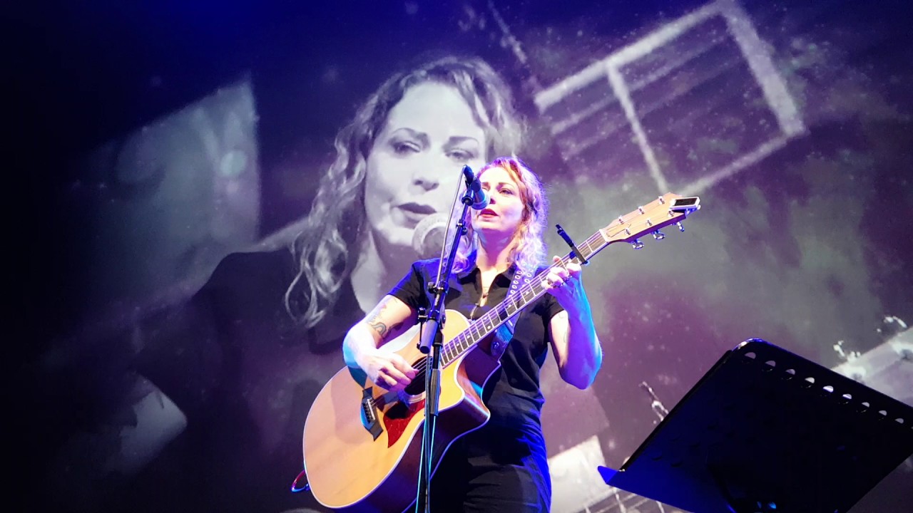 Anneke van Giersbergen - Saturnine - The Gathering - YouTube