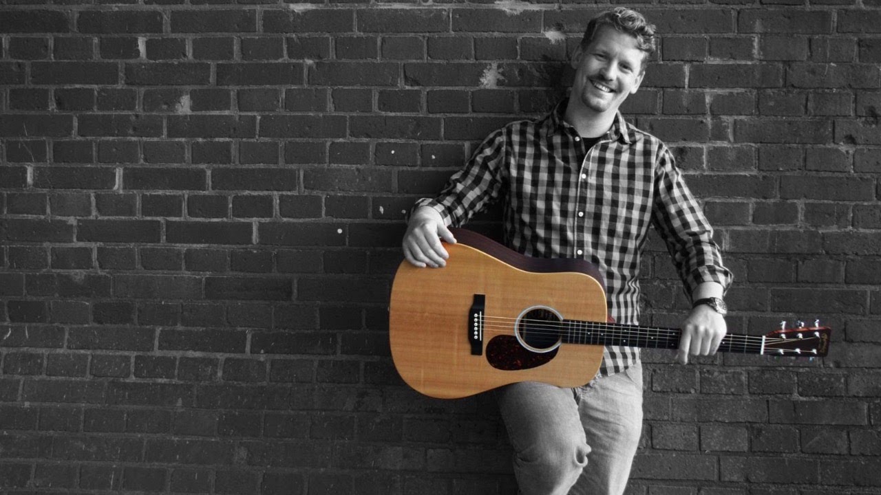 Die kleinste Bühne Northeims: Mit Michael Eilers in der Vinothek - YouTube