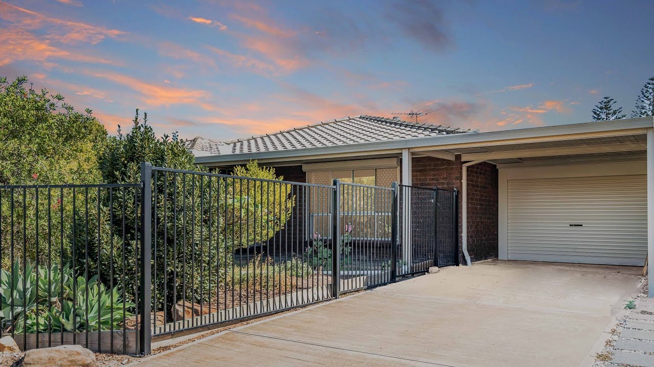 9 Gunliffe Street | Taperoo - YouTube