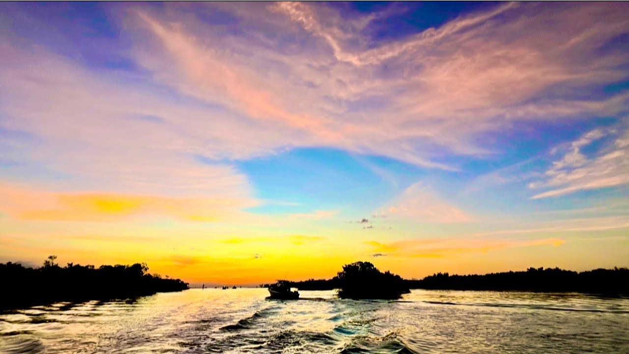 Cruising the Backwaters of North Naples, FL just after Sunset with Boat ...