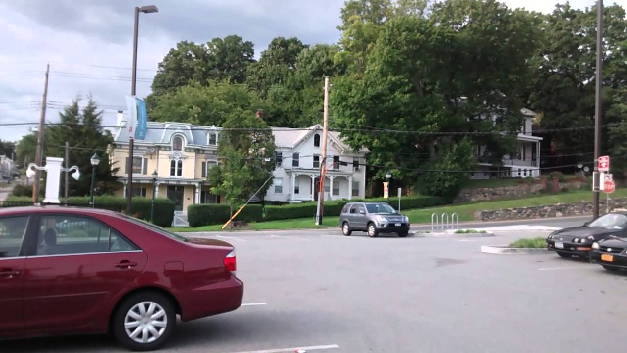 Peekskill ems responding to a call - YouTube