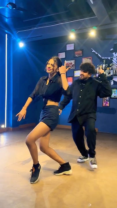 Something Something - Mika Singh l Himanshi & Divesh l Divesh Choreography l Dance l #shorts ...