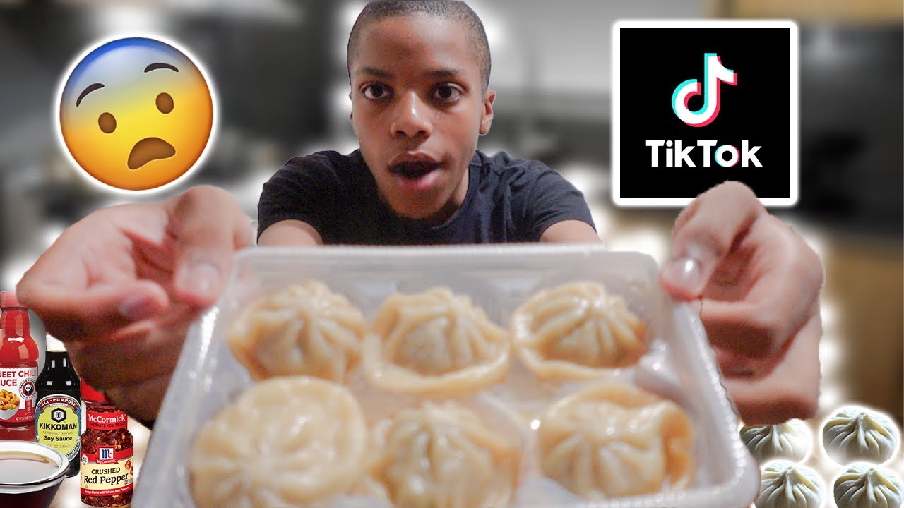 TRYING THE VIRAL TIKTOK DUMPLINGS - YouTube