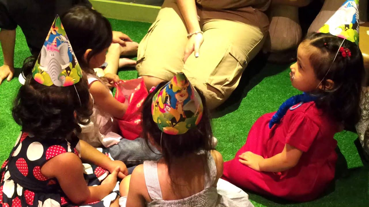 Pass the parcel game - YouTube
