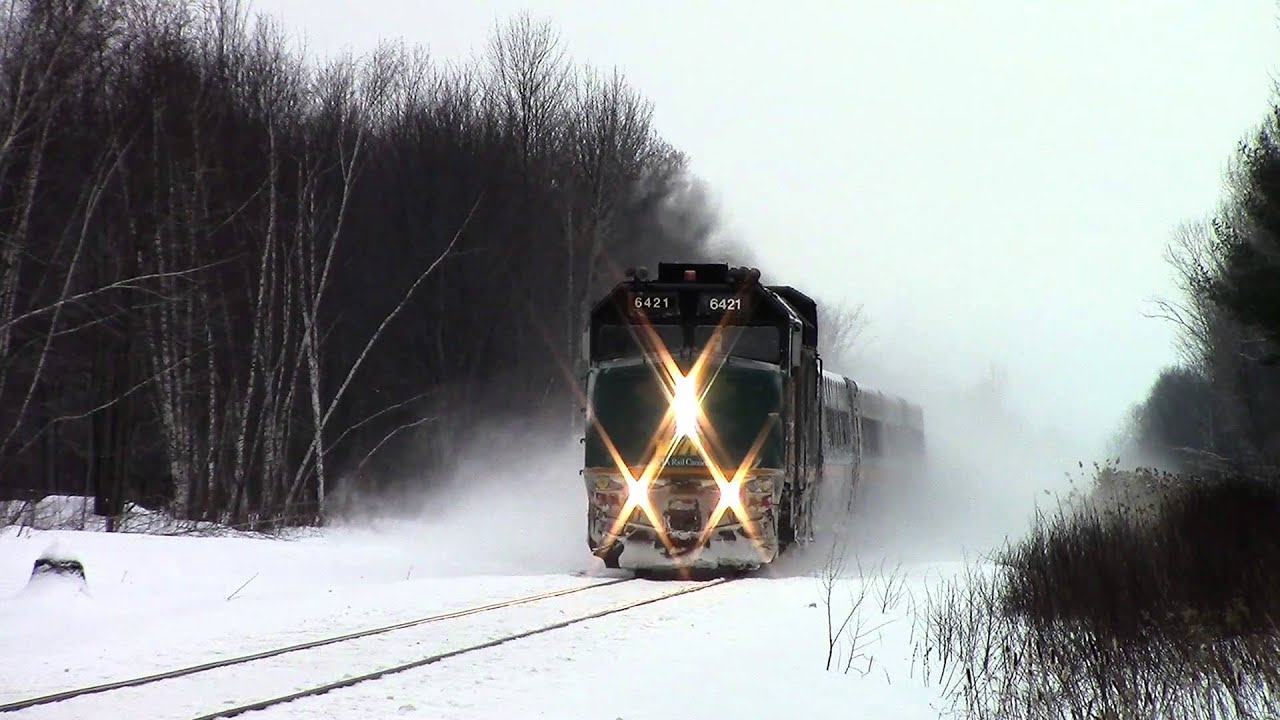 Via Rail | 95 MPH Near Vars - YouTube