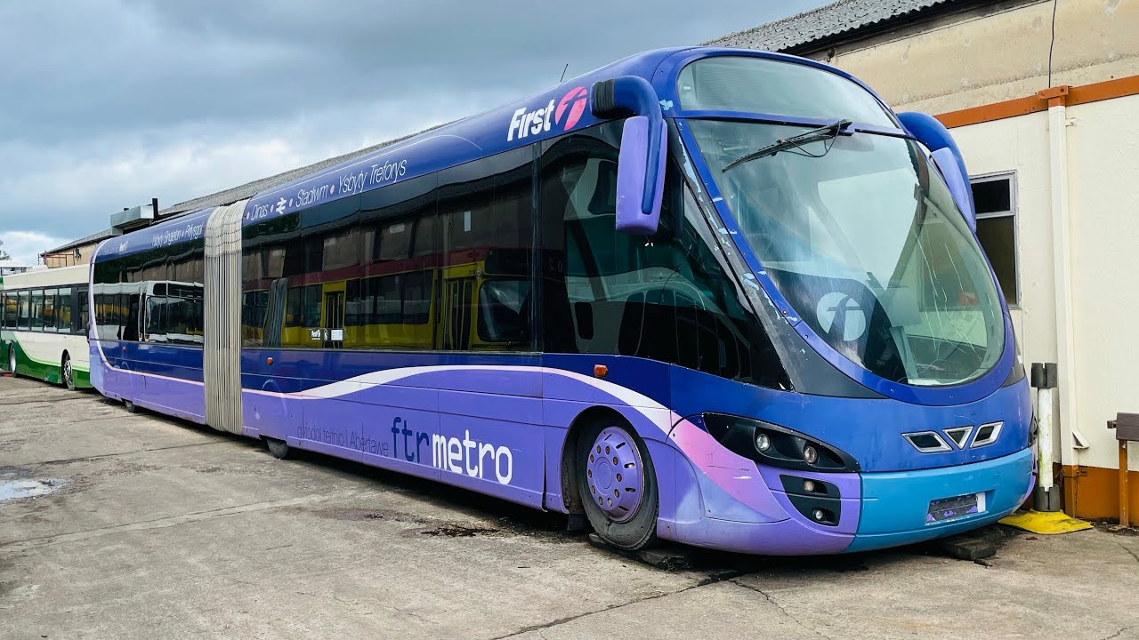First FtrMetro Bendy Bus 19000 At Rotherham South Yorkshire Trust - YouTube