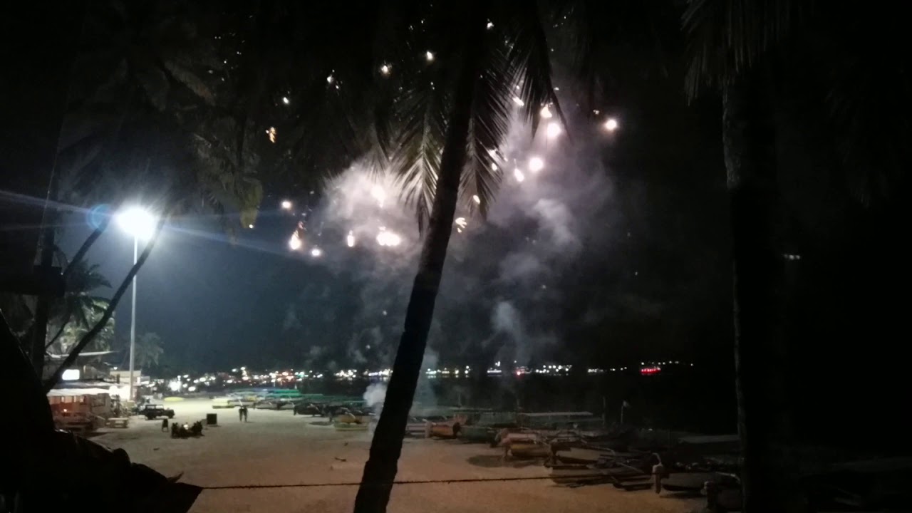 Midnight fireworks palolem beach goa india 23 jan 2020 - YouTube
