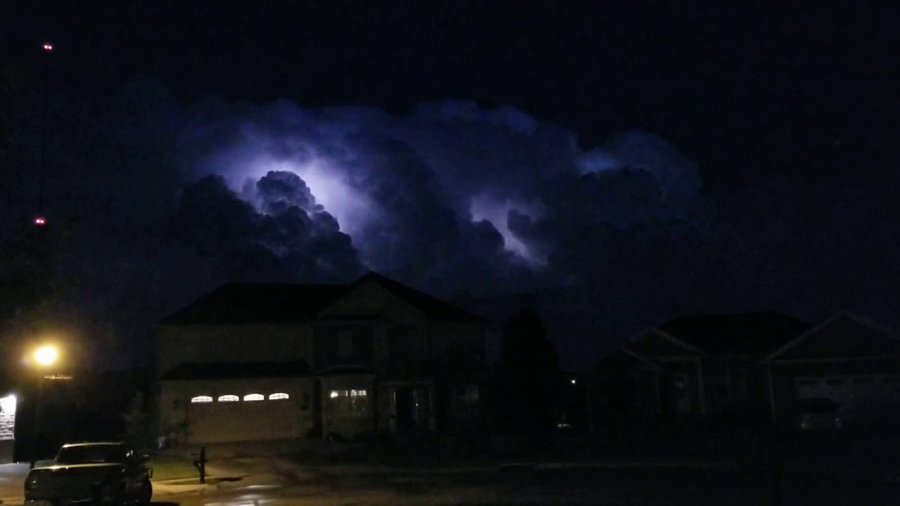 Lightning Bouncing Within Clouds (No sound) - YouTube
