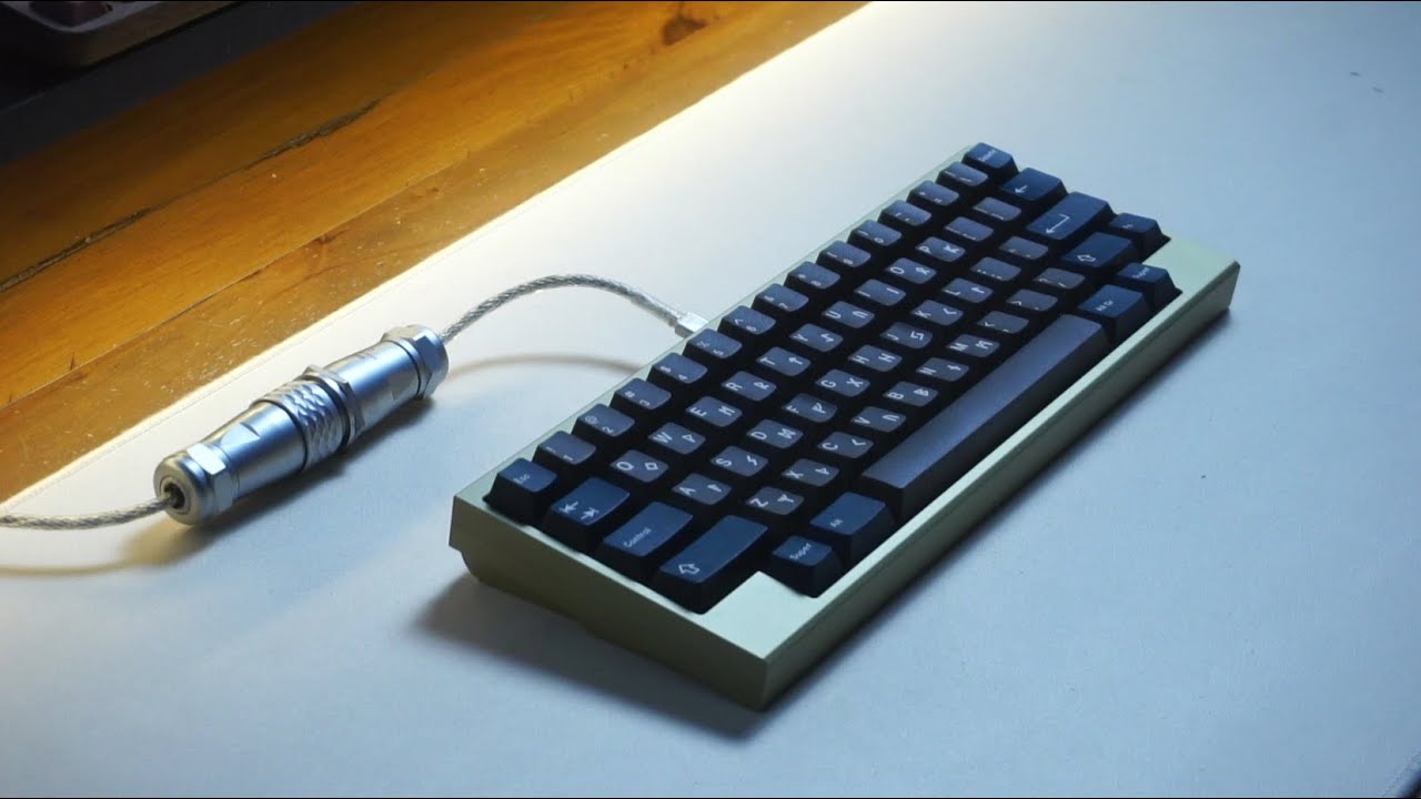 Hiney Ladybird w/ Ms. Piggy Switches - YouTube