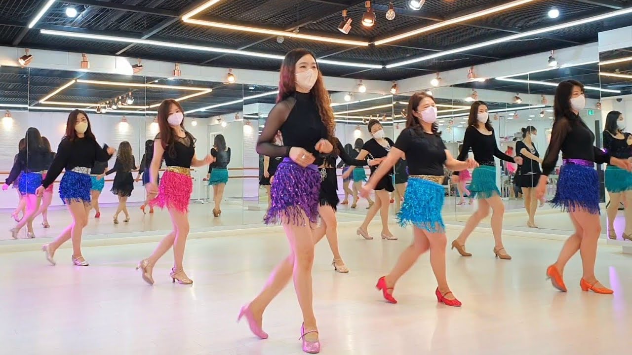 Never Stop Falling In Love (Beginner) line dance | Withus Korea - YouTube