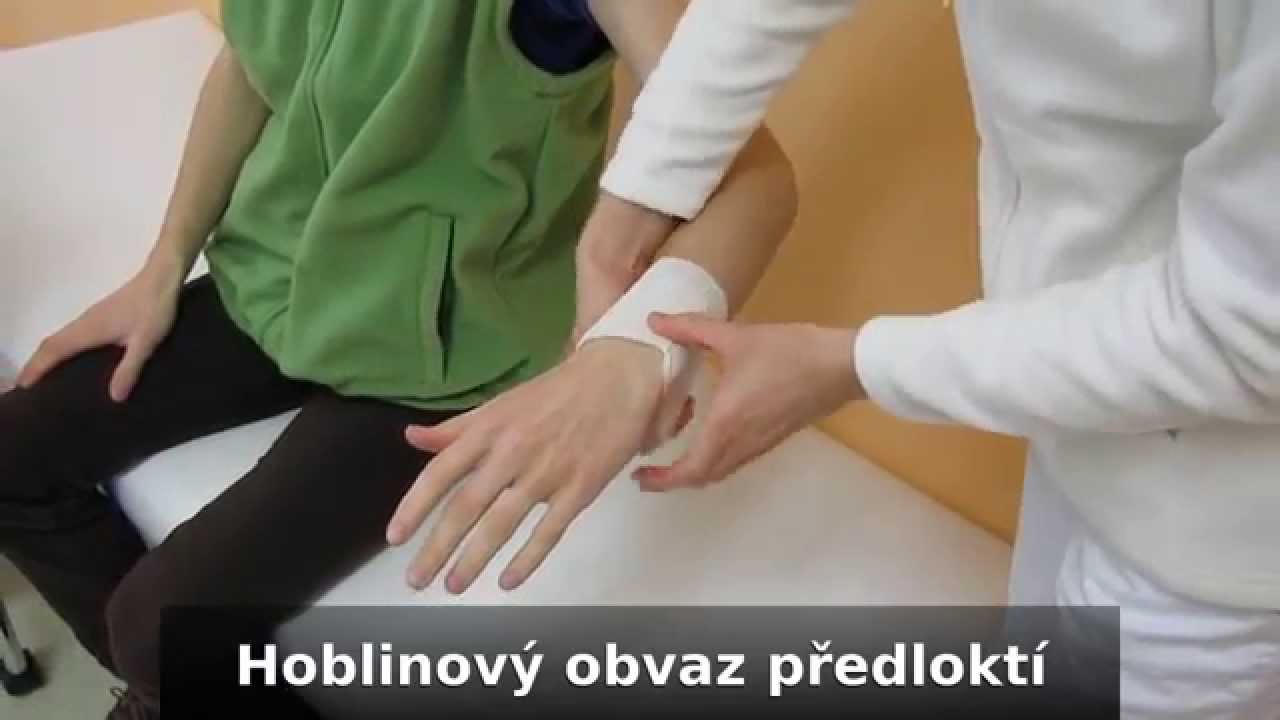 Obvazové techniky - hoblinový obvaz předloktí - YouTube