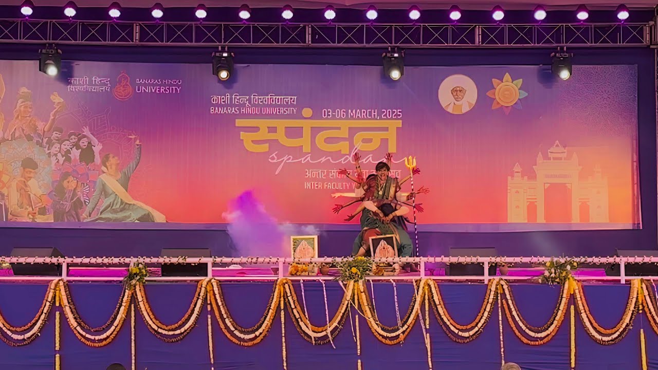 Marathi Song Dance Performance | Spandan | Institute of Management ...