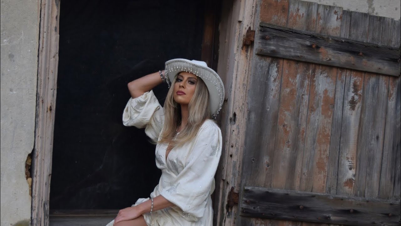 Gypsy Heart (Official Audio) - Megan Knight - YouTube