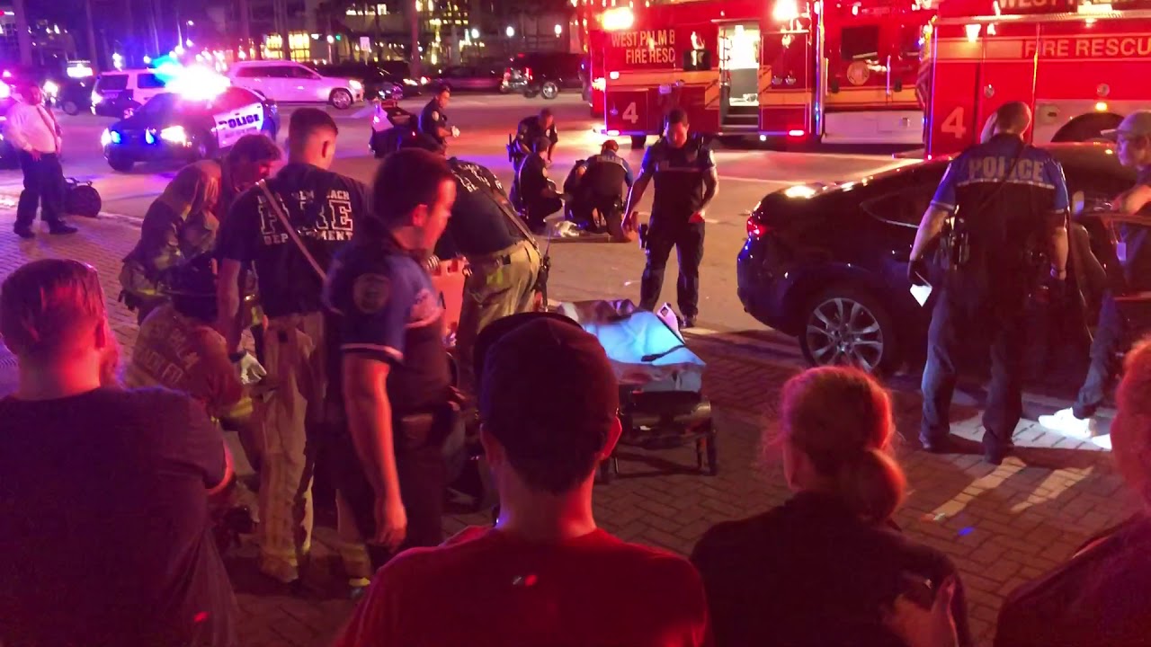 Turning Point USA SAS Student Action Summit 2017 Protest - YouTube