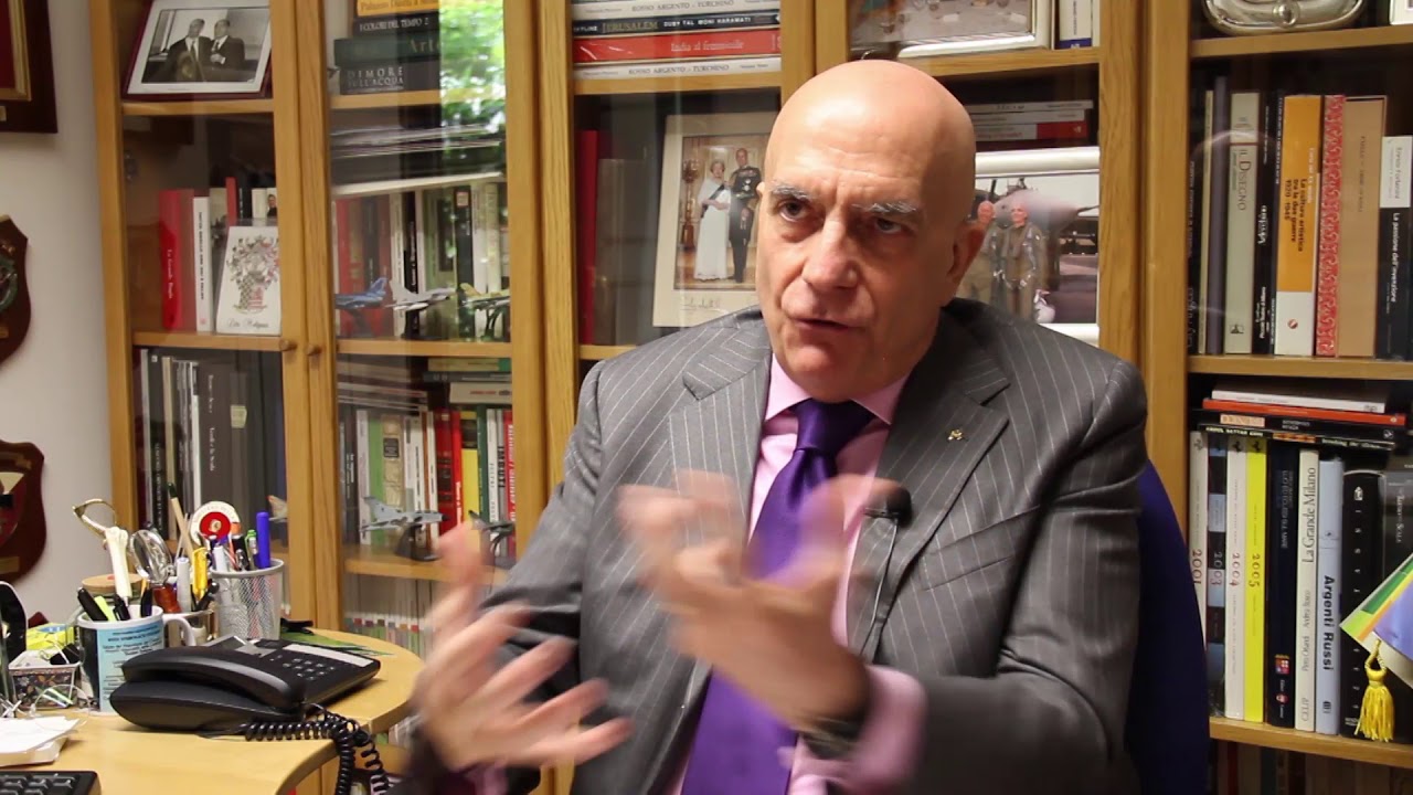 Gabriele Albertini: "Il cardinal Martini e la città" - YouTube