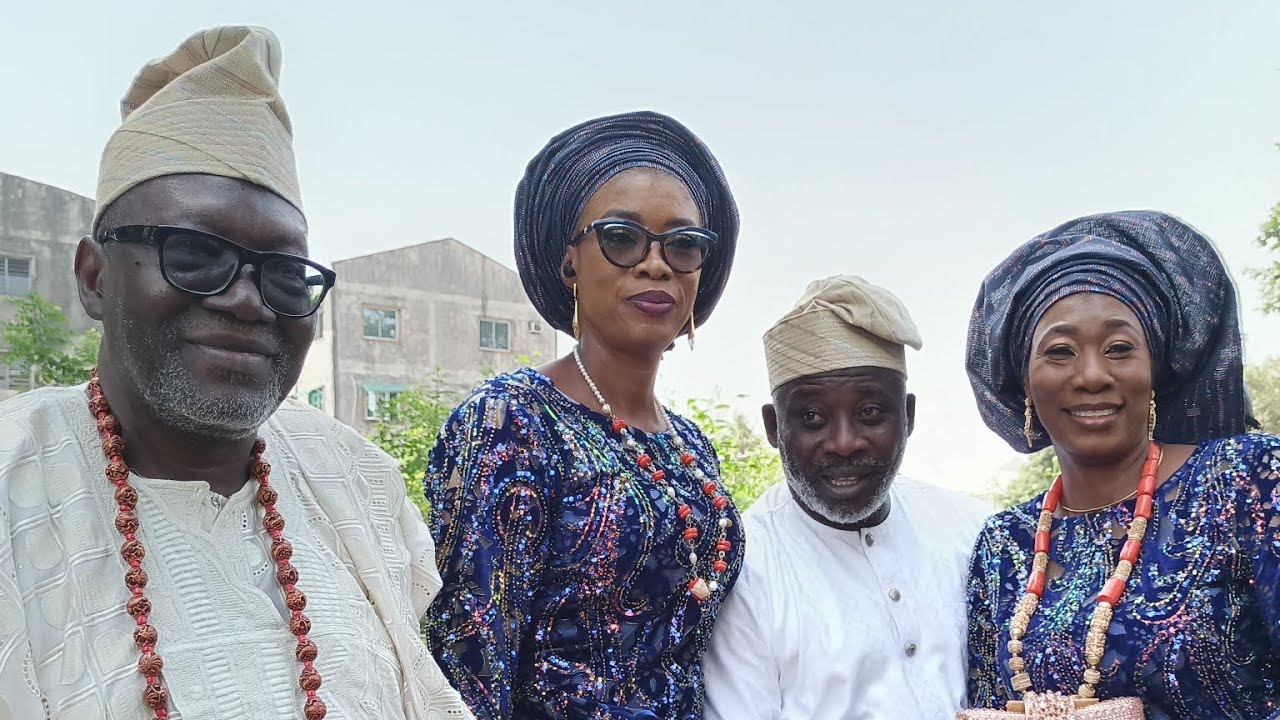 ARABA AGBOOLA AWODIRAN WITH LADY YEMISI AGBOOLA ON THE DANCE FLOOR ...
