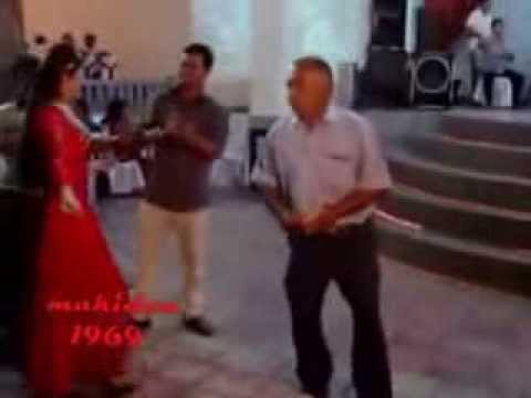 Azeri Toyda reqs prikol gulmeli flv