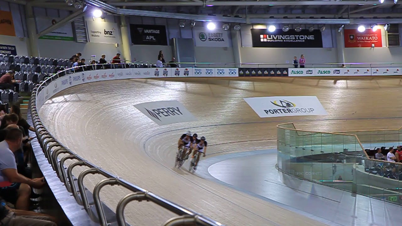 2017 Corporate Cycling Challenge - Bronze Final Race - YouTube