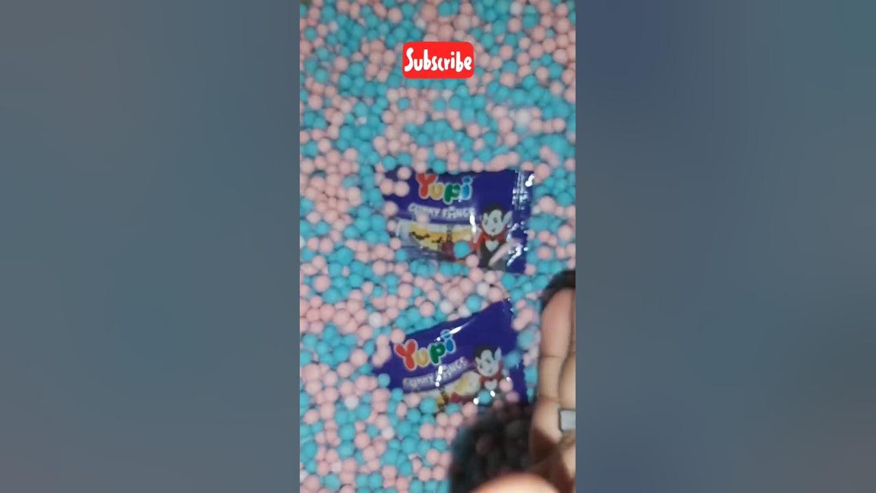 Mencari Dan Menemukan Jajanan Yupi Gummy Fangs #shorts #short #huntingjajan #huntingmainan - YouTube