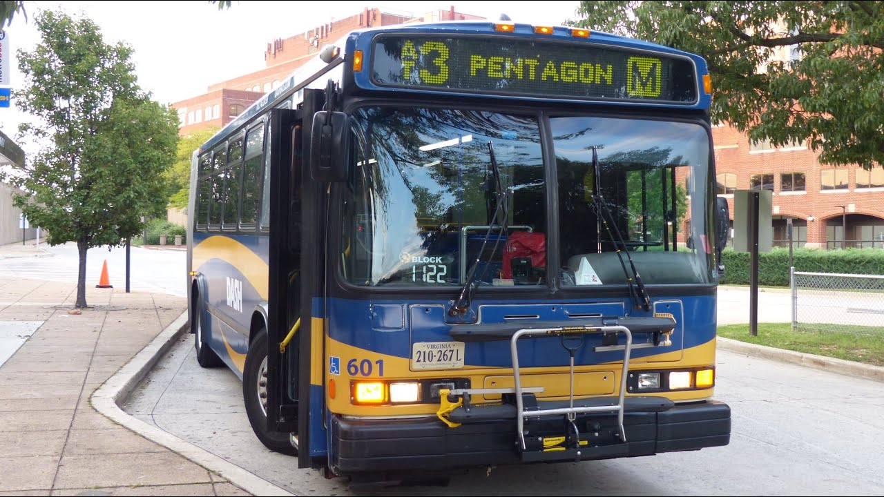 DASH 2002 Neoplan AN460 #601 Takeoff on Route AT3 - YouTube