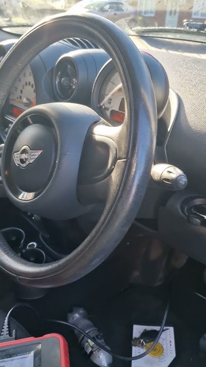 Mini Countryman 2013 obd and fuse panel location - YouTube