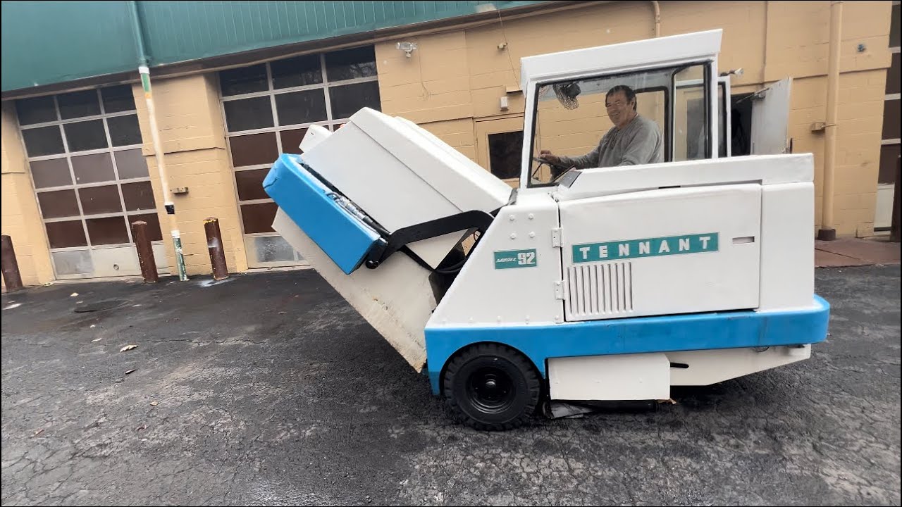 $500 street sweeper Runs Again - YouTube